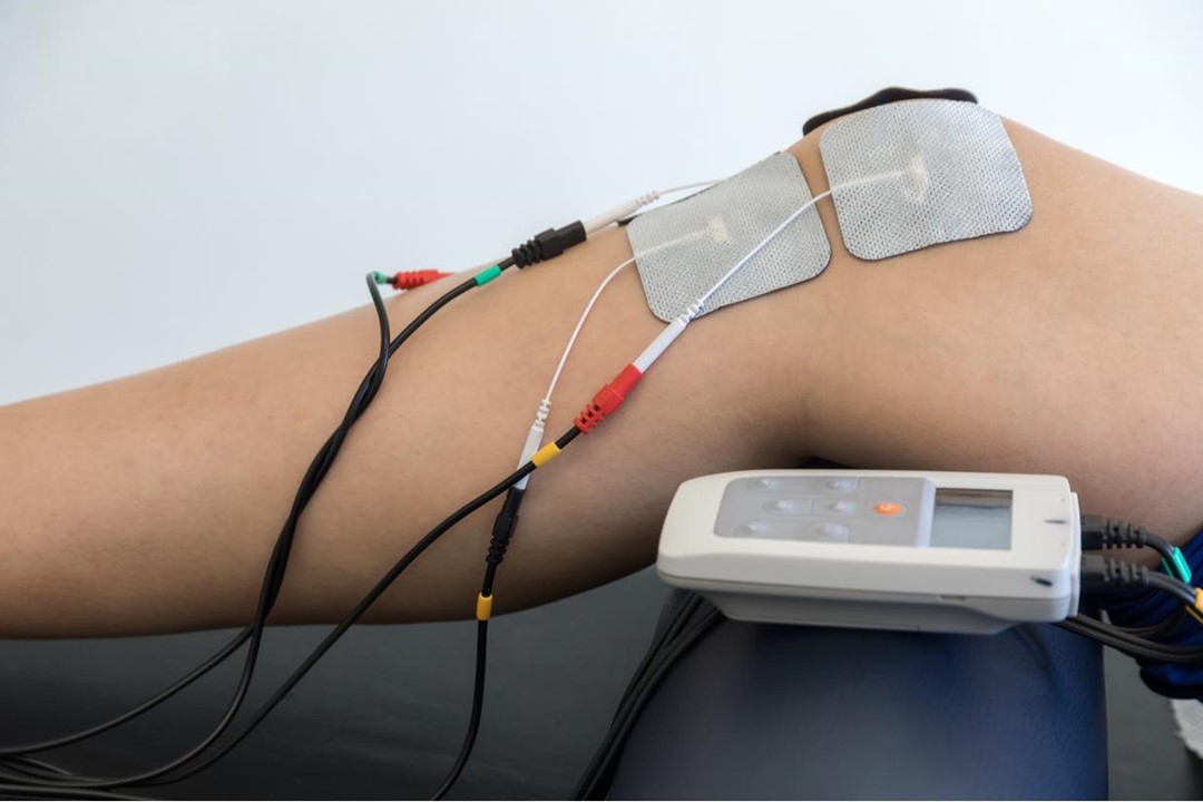 TENS – Transcutaneous Electrical Nerve Stimulation – ISM Physiotherapy